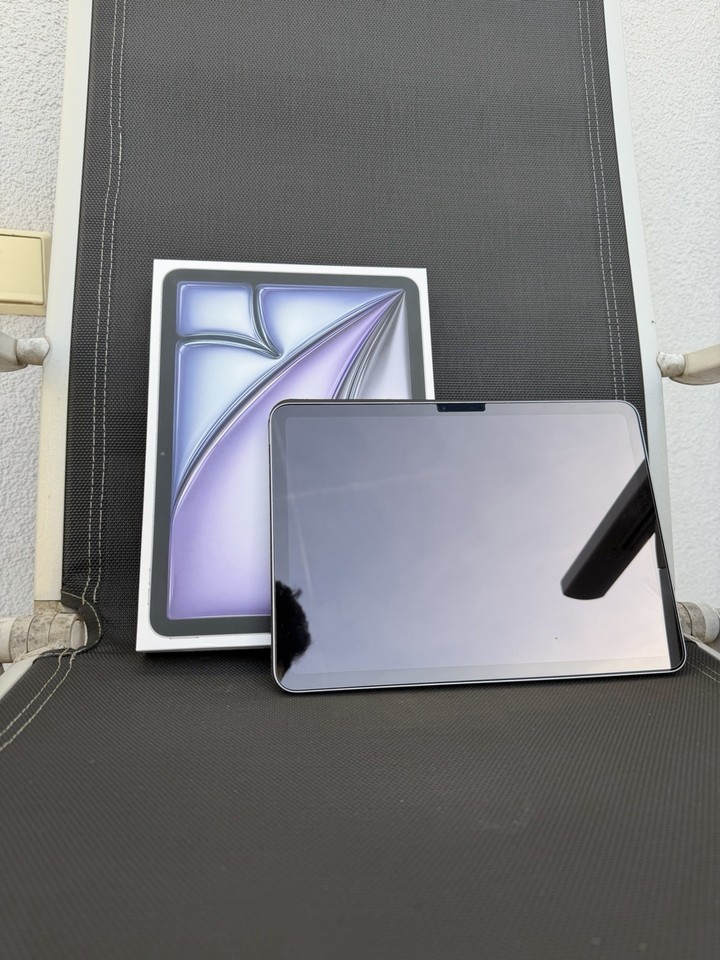 iPad Air M3 256GB 2025 + Apple Pencil + Case - mit Rechnung Wie NEU ...