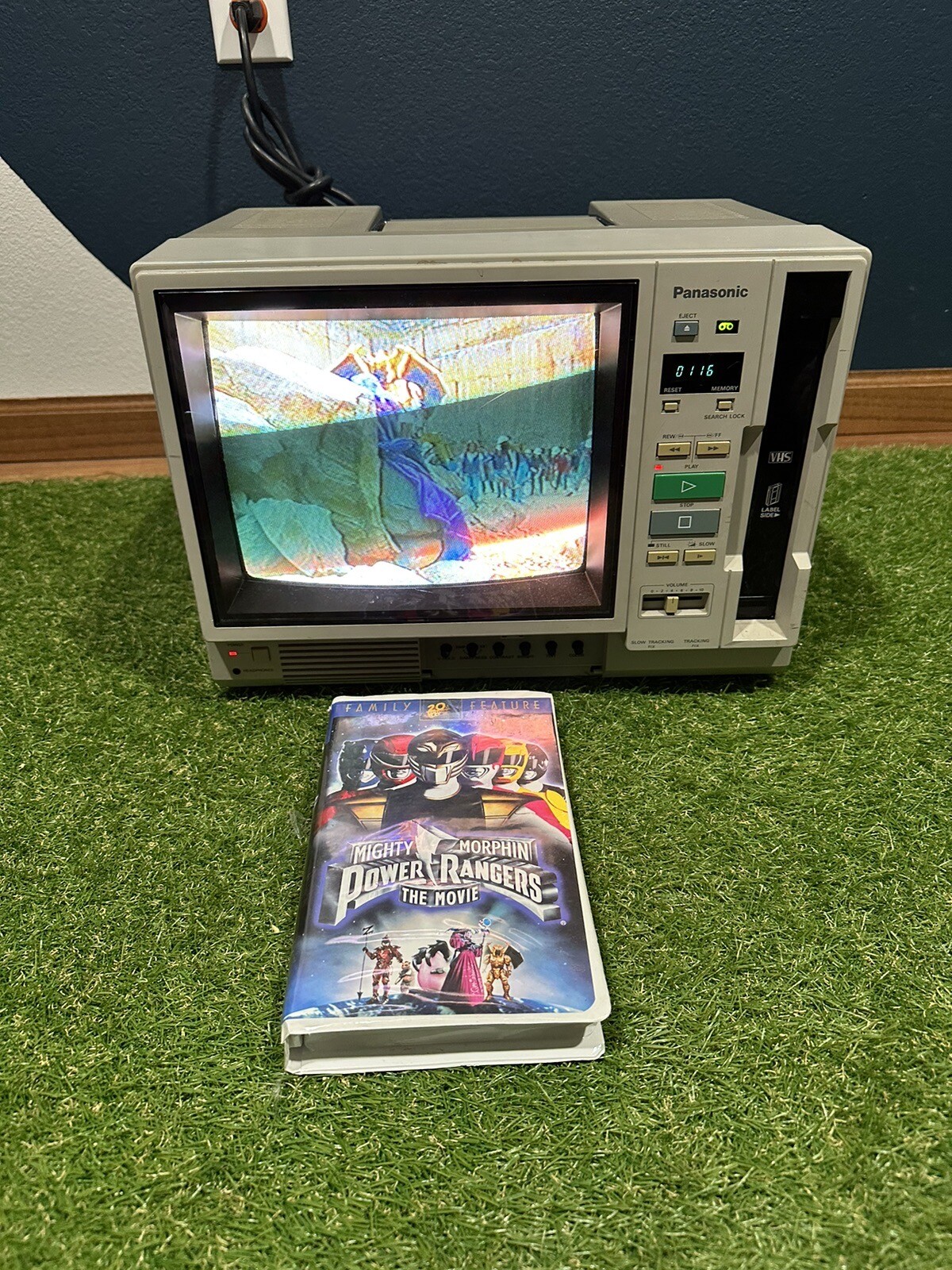 Vintage 1989 AG-500R Panasonic Portable Monitor/ VHS Player Works ...