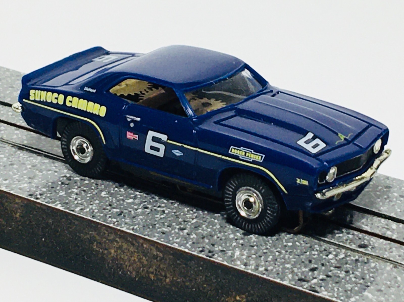 Model Motoring 1969 Camaro, Sunoco Penske #6, Aurora ThunderJet Chassis ...