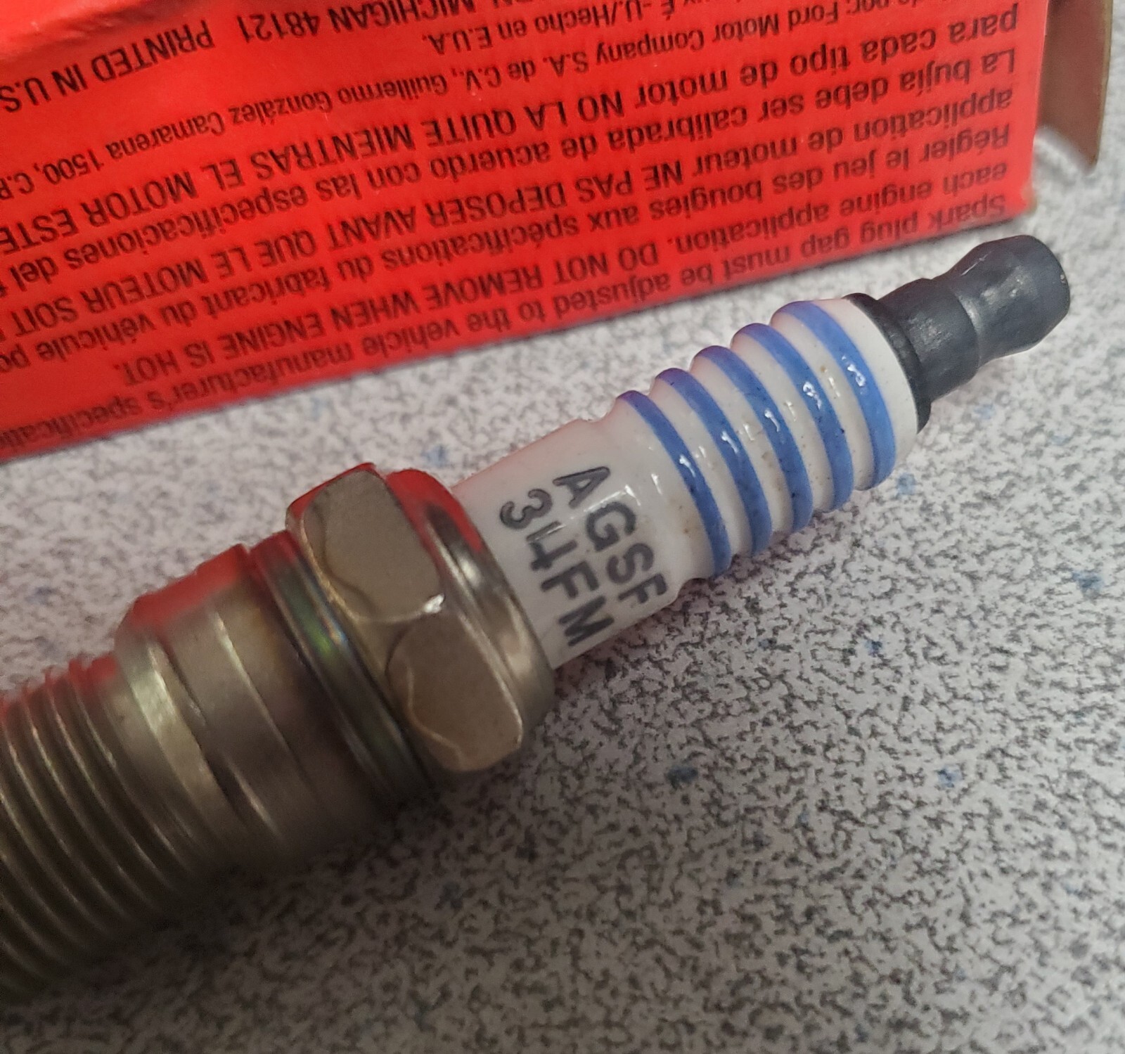 GENUINE MOTORCRAFT SPARK PLUG # SP504 / AGSF34FM SET OF 2 | eBay