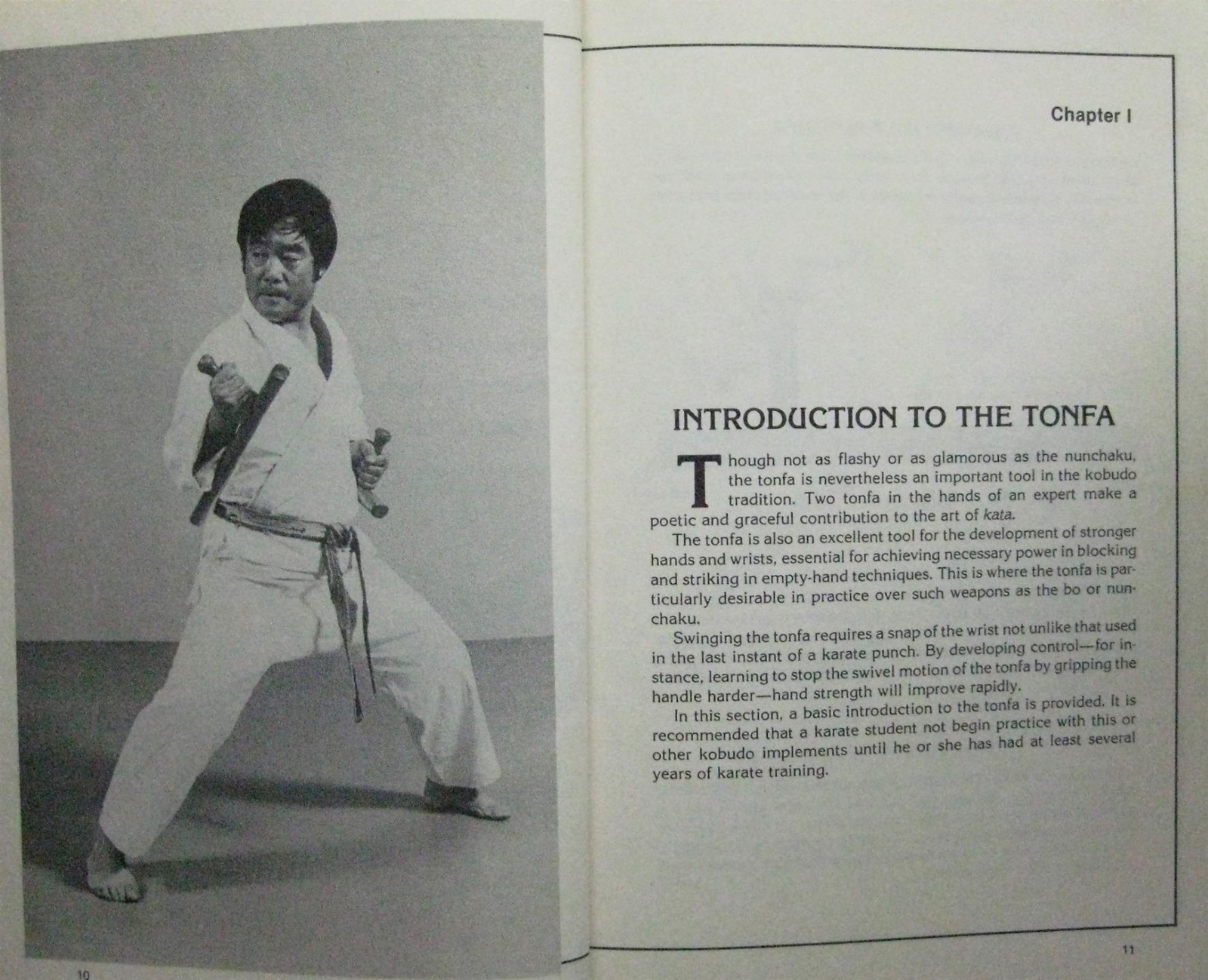 TONFA KARATE WEAPON OF SELF-DEFENSE BY FUMIO DEMURA KARATE KUNG FU ...