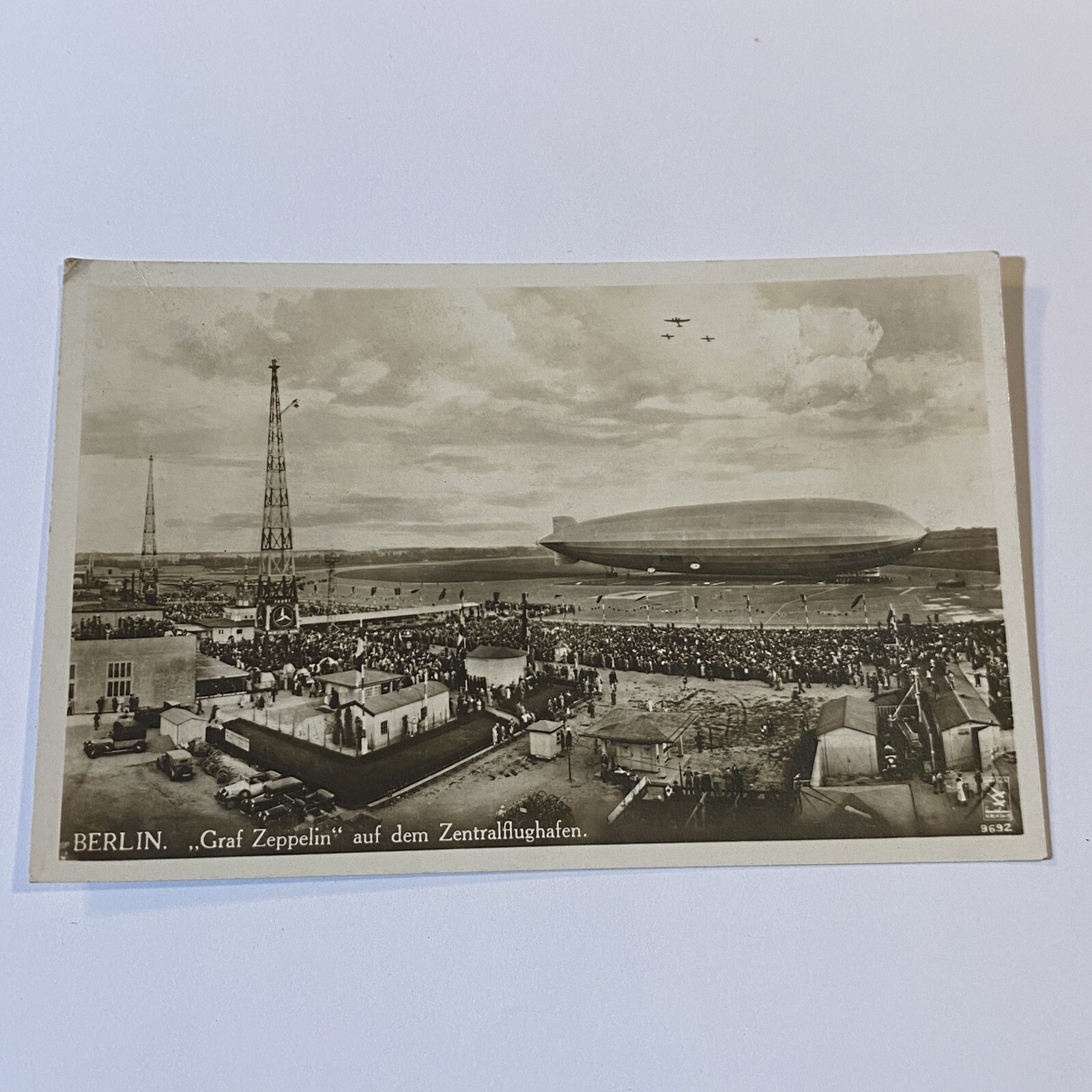 Berlin Graf Zeppelin Auf Dem Zentrailflughafen Postcard RPPC c1930’s | eBay