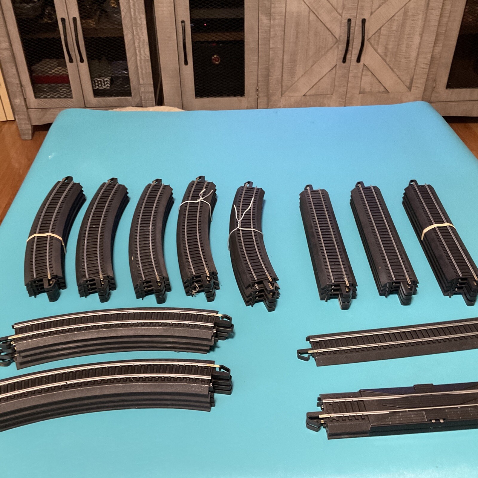 Lot of 43 Bachmann HO Scale EZ Track New And Slightly Used | eBay