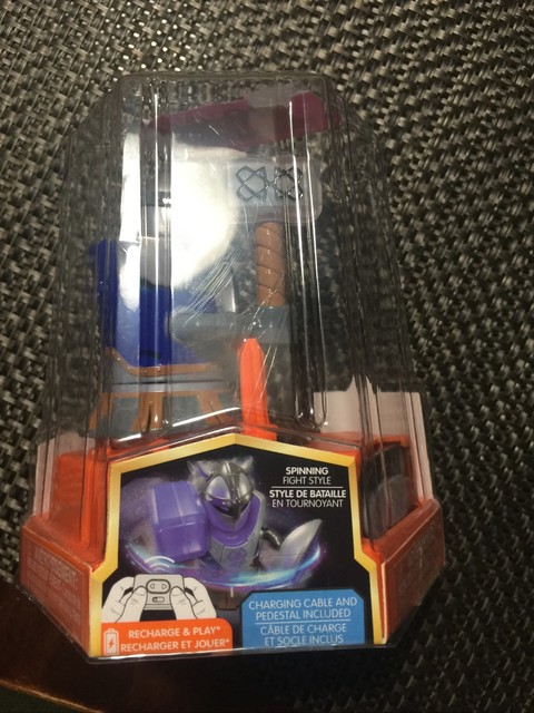 Micro Titans Brawler Bots Viking Remote Control 2 Count Hex Bug ...