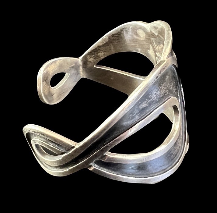 Margot de Taxco Mexico Sterling Silver Figure Eight Cuff Bracelet 59g ...