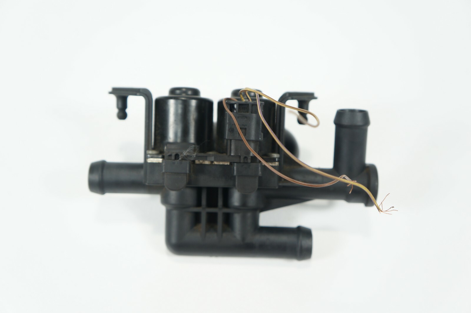 2011-2016 bmw 528i 535i 550i f10 heater water control valve coolant ...