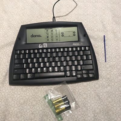 Typewriters & Word Processors - Alphasmart Dana