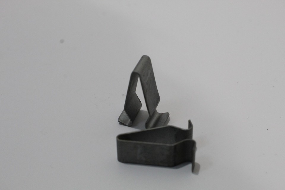 Audi A1 8X 22.3 Interior Trim Retaining Clip x2 4A0867276 | eBay UK