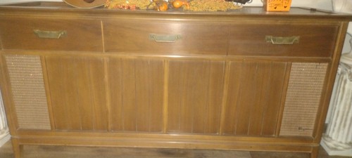 1960s Magnavox Astro Sonic Console Stereo w/ Record Player. Mint ...