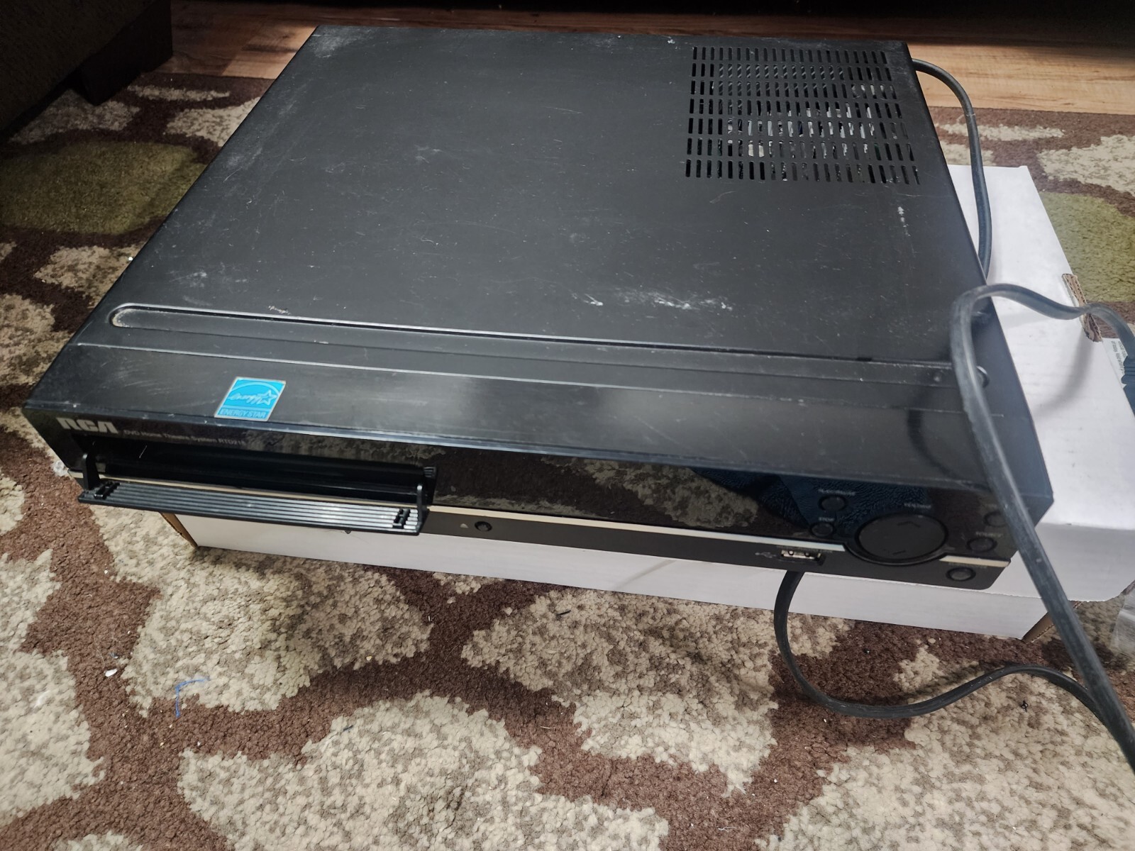 RCA DVD Home Theater System RTD215 No Remote/Speakers Read Description ...