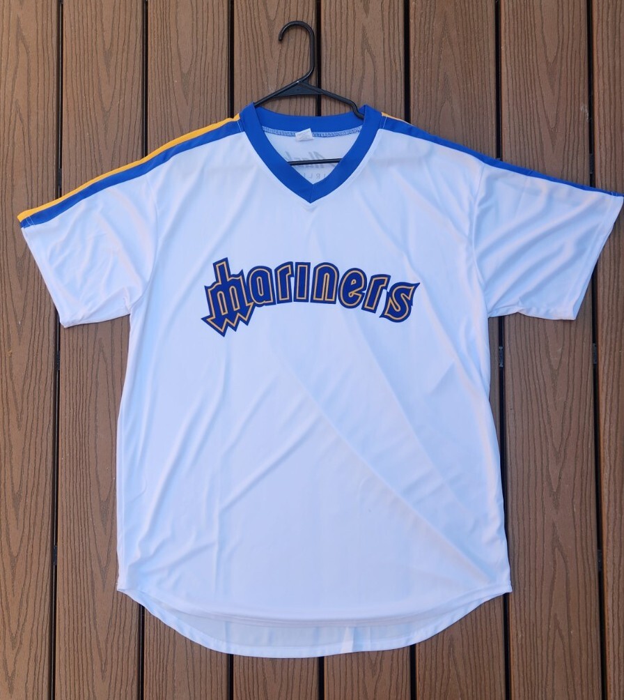 Seattle Mariners Alaska Airlines Promotional Vintage Logo T-Shirt ...