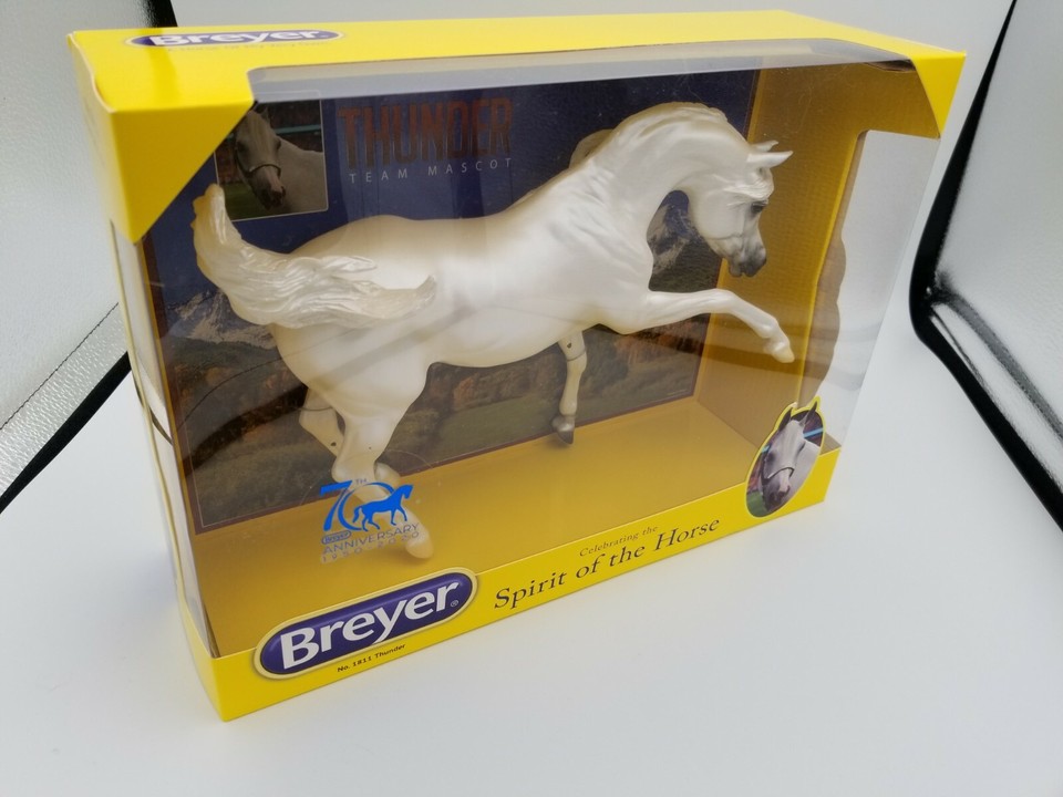 Breyer Thunder #1811 | eBay