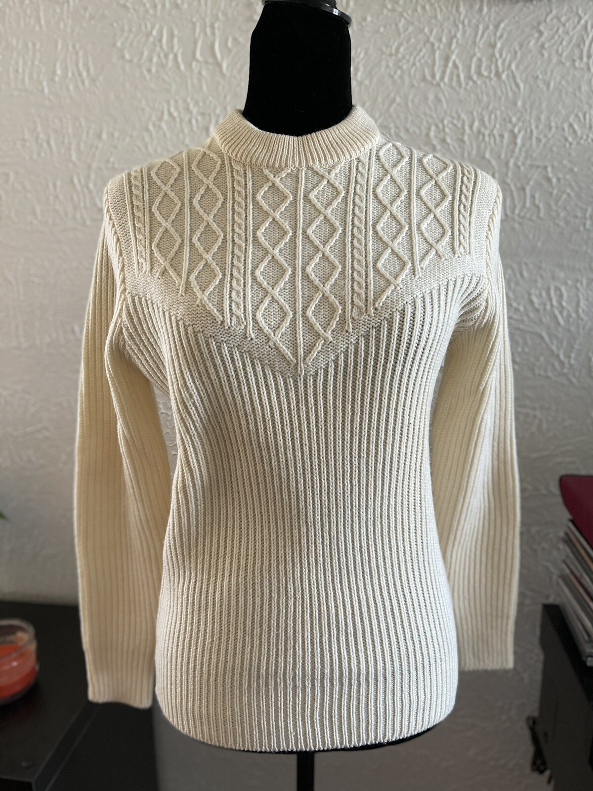 Vintage White Stag Womens Ivory Chunky Knit Sweater S… - Gem