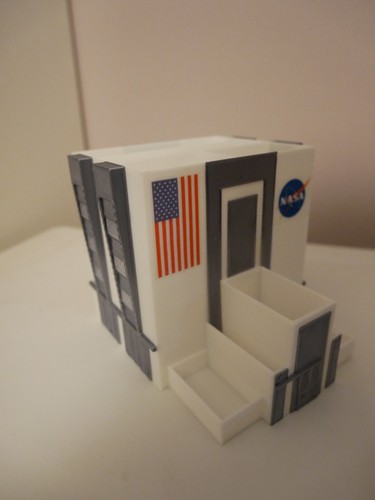 NASA Model Desk Tidy - SLS, Apollo, Artemis Vehicle Assembly Building ...