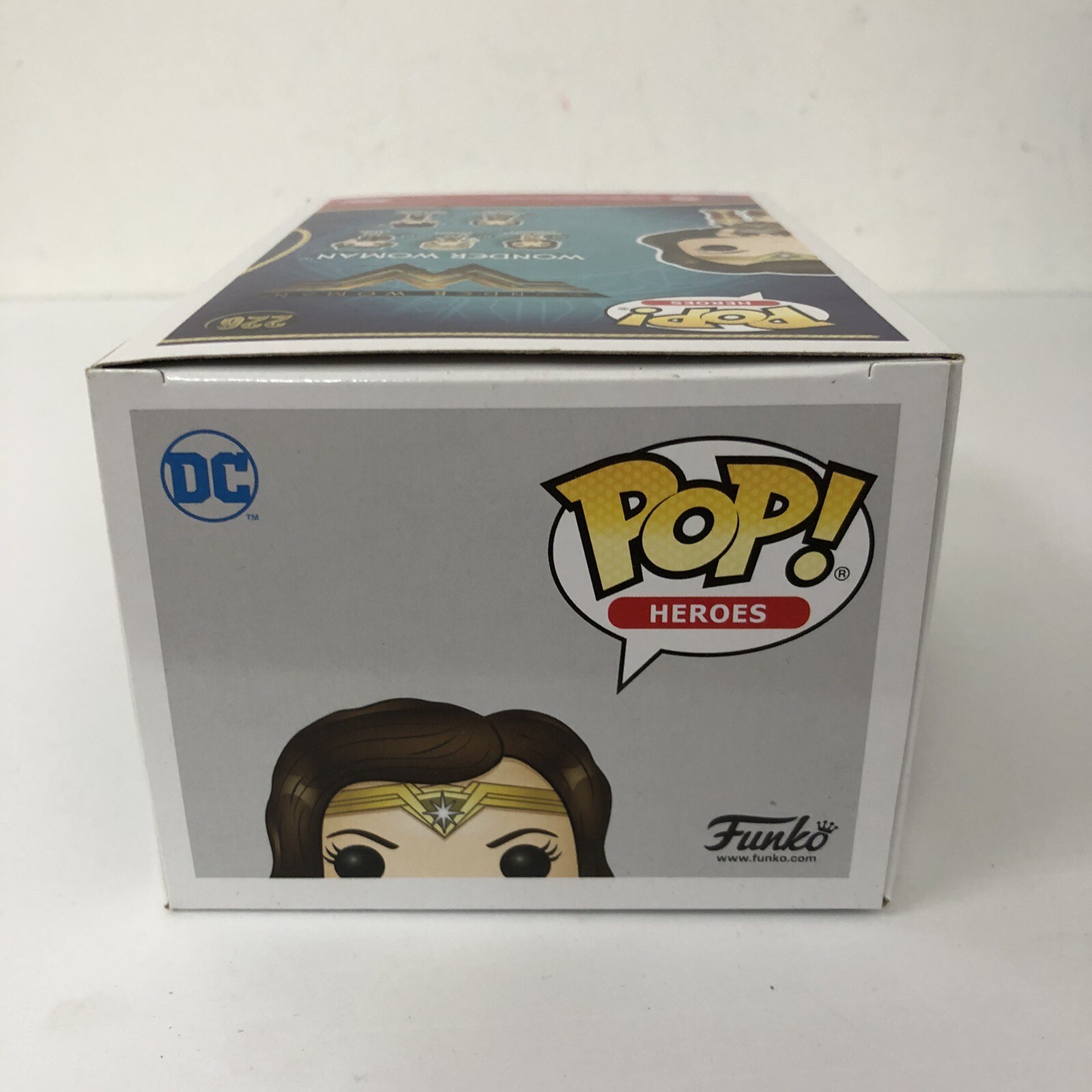 Funko Pop 226 Wonder Woman Limited Edition 12 Days of Christmas for ...