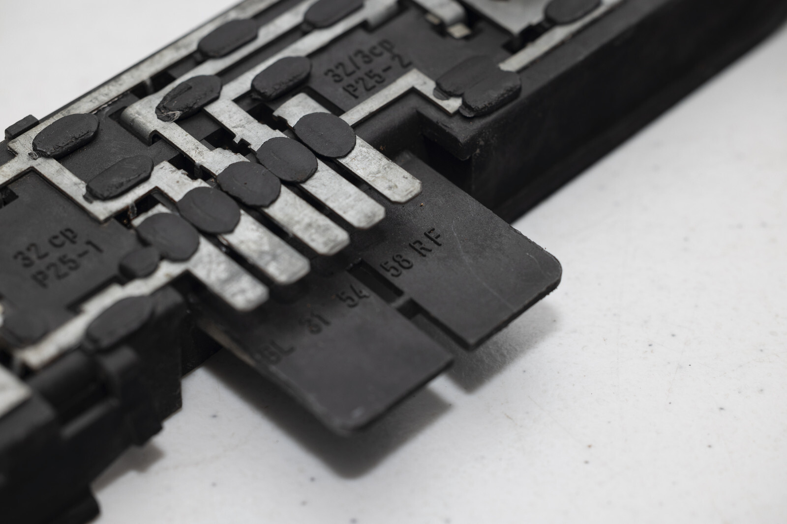 oe 87-90 VW FOX WAGON tail light taillight BULB TRAY Volkswagen hatch ...