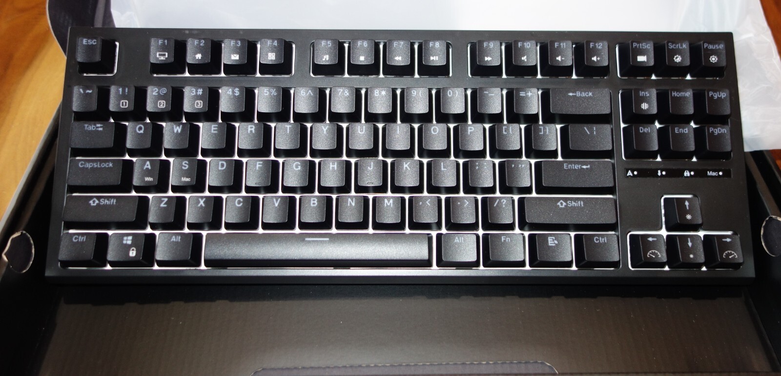 RK ROYAL KLUDGE RK87 Keyboard Wired Yellow Switch Black...Brand New