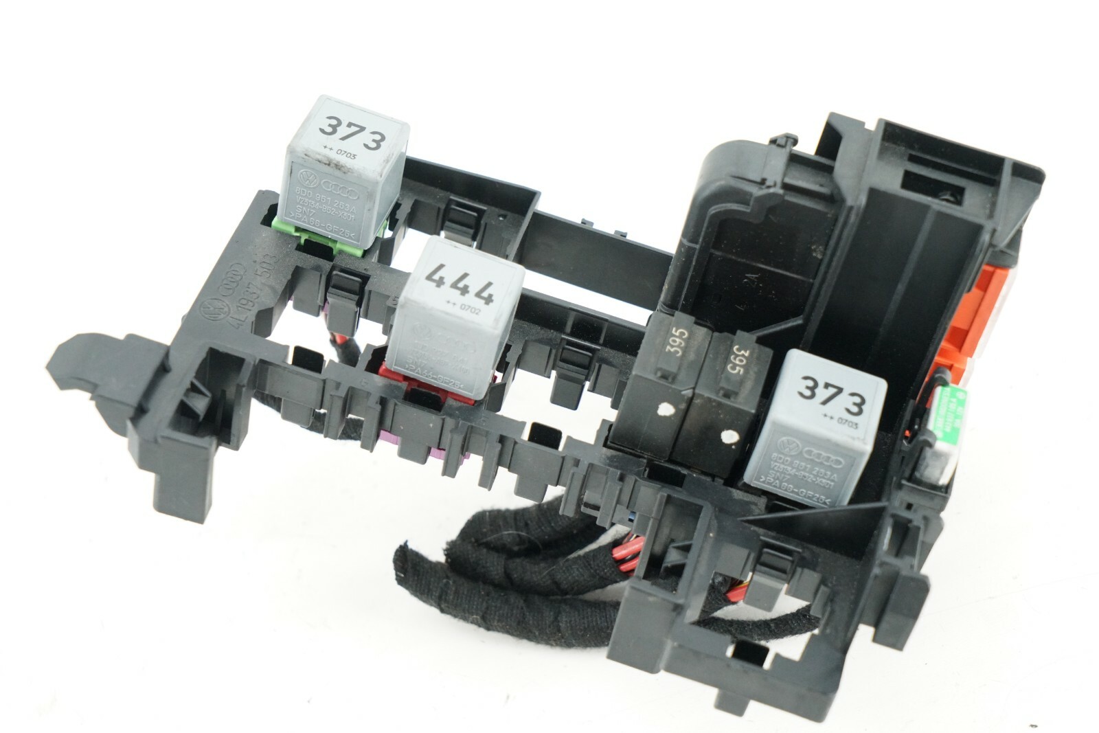 2007-2015 Audi Q7 Front Left Engine Motor Under Hood Fuse Relay Box ...
