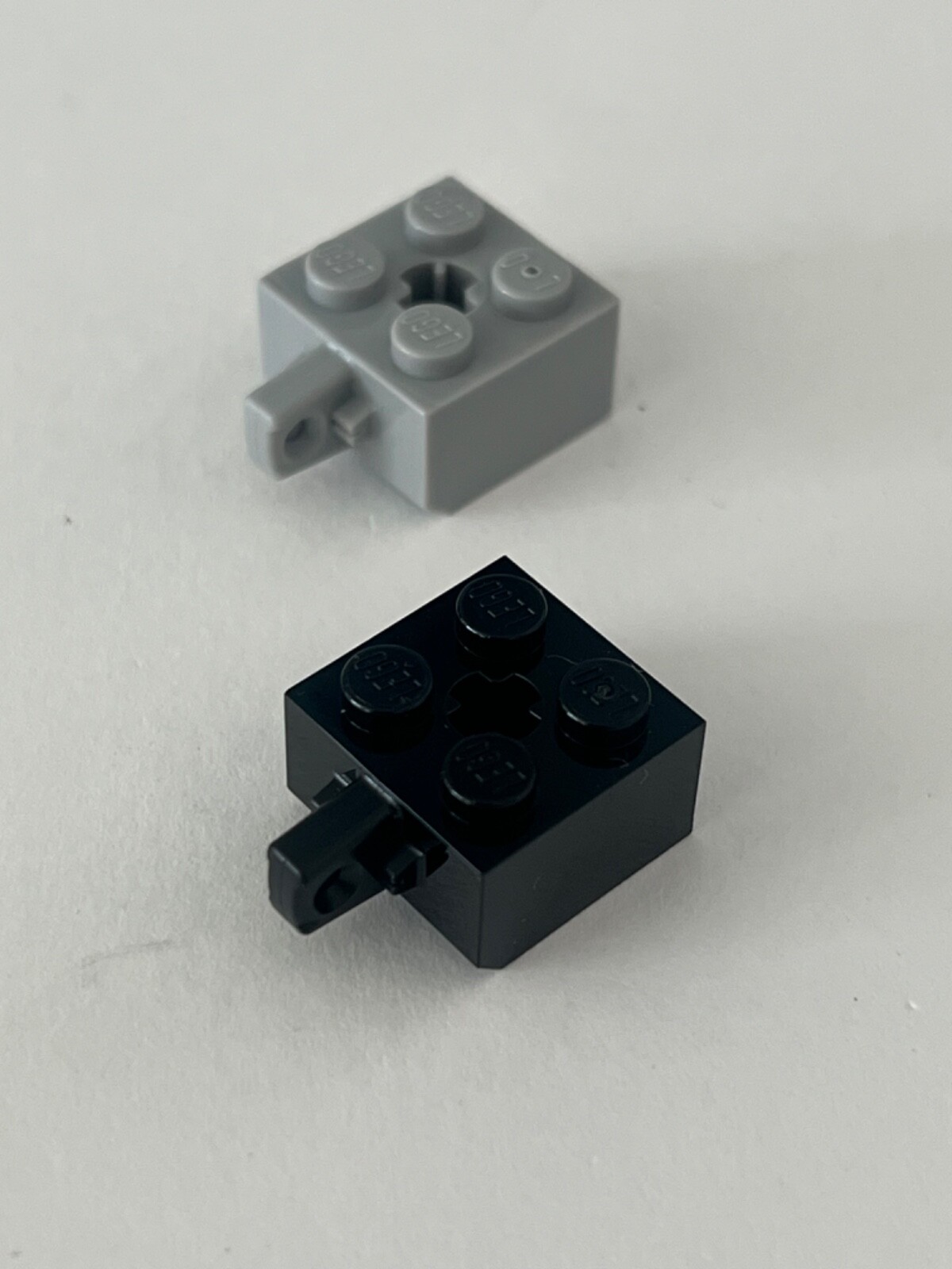 LEGO Parts 30389 (2pcs) Hinge Brick 2x2 Locking W/ 1 Finger Vertical ...