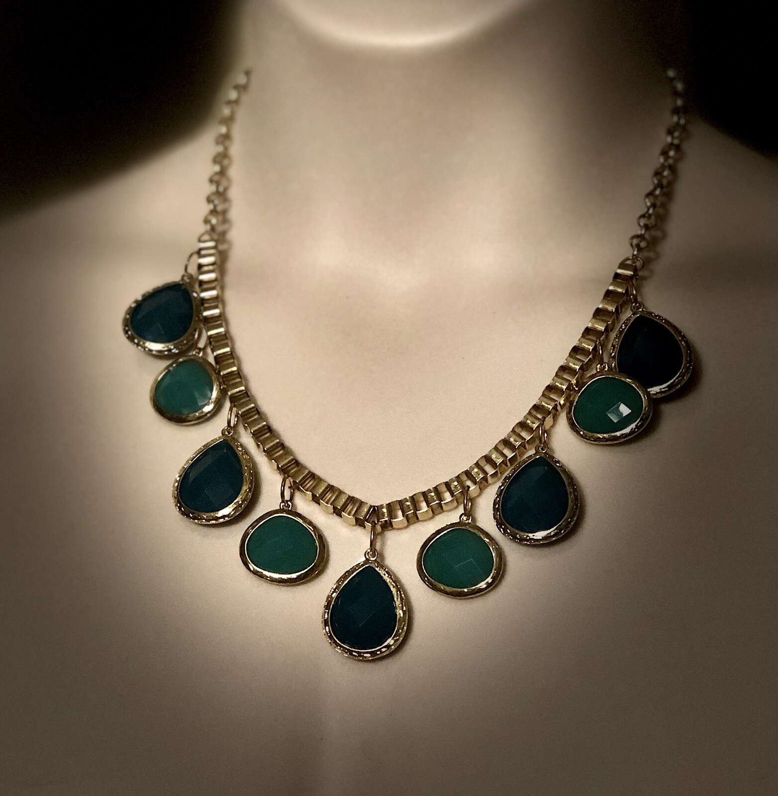 Faux Facet Cut Jade Bezel Set Bead Statement Necklace Gold Tone | eBay