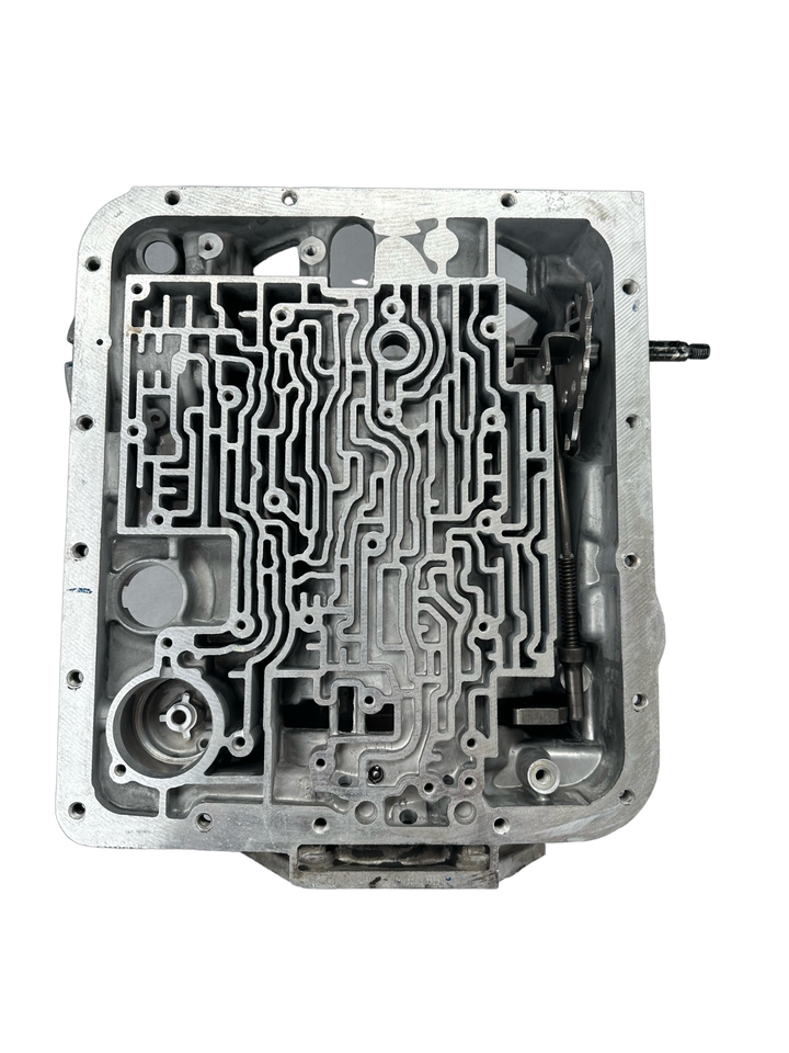 4L60E 4L65E CASE 96-03 2-PIECE M30 TRANSMISSION REMOVABLE BELL STYLE W ...