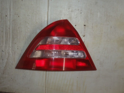 2001-2004 Mercedes-Benz C230 C240 Sedan Left Driver Tail Light Assembly ...