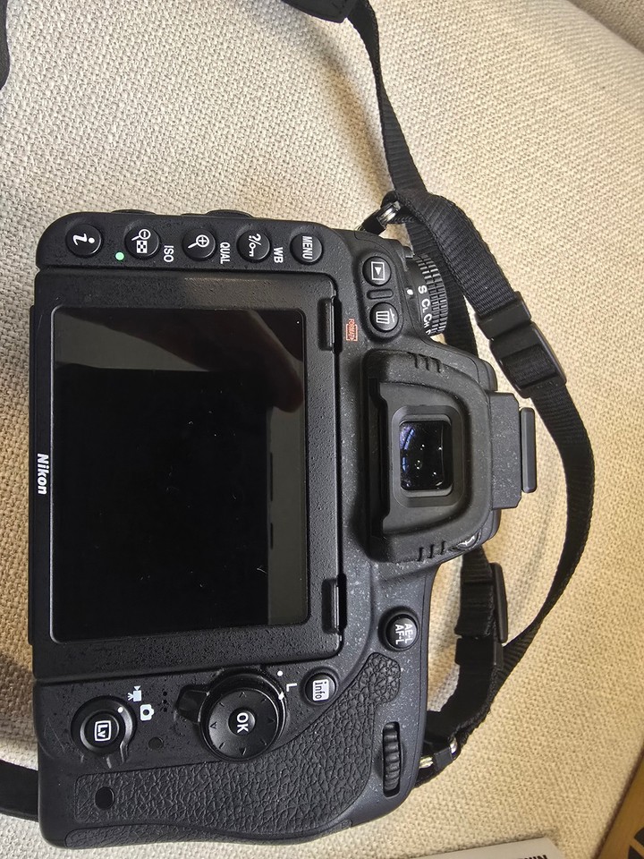 Nikon D750 24.3MP Digital SLR Camera Body Only - 4750 Shutter Count ...