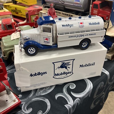 MOBIL MARX VINTAGE TOY TANKER TRUCK 1994 MOBILGAS MOBILOIL | eBay