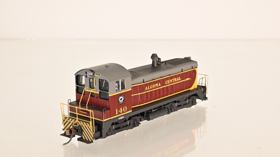 Walthers Proto 2000 SW8/900 Algoma Central 140 DCC w/Sound HO scale | eBay