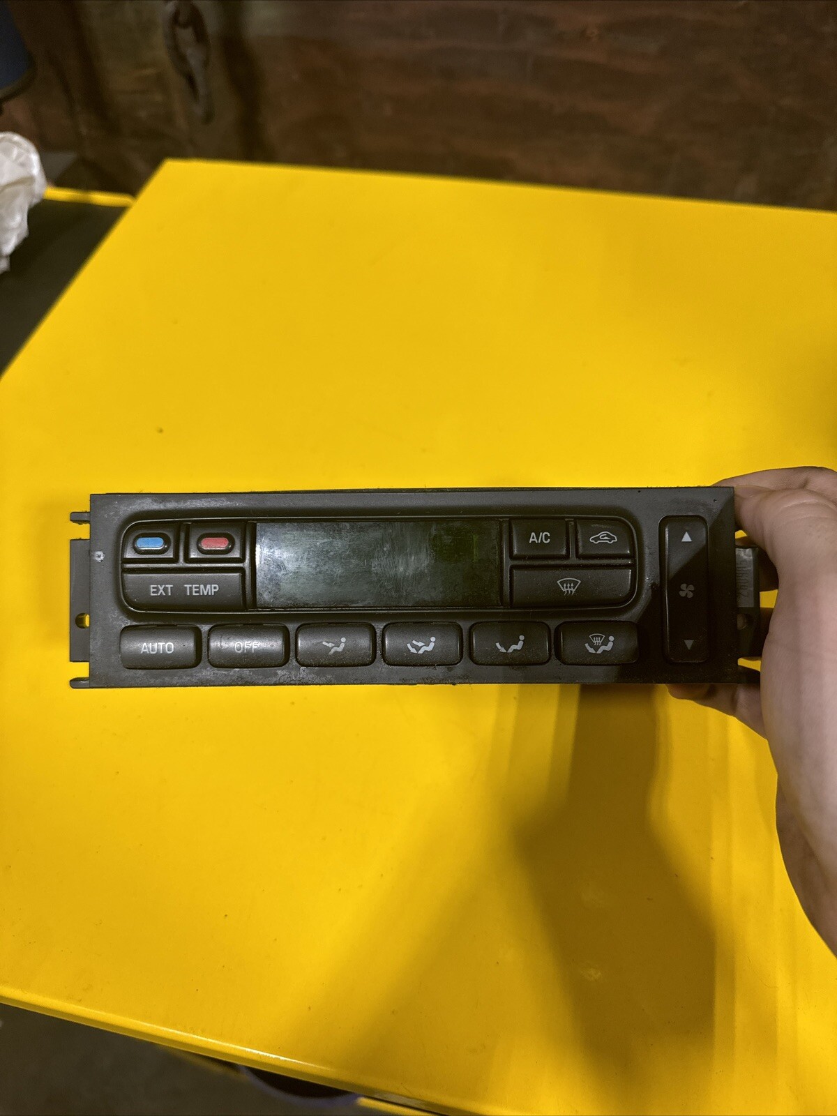 2005-2007 Ford F250 F350 SD Auto Climate Heater AC Control Switch ...