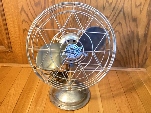 Vintage FRESH’ND AIRE Circulator Table Fan Art Deco Style 3 Spd. Mod ...