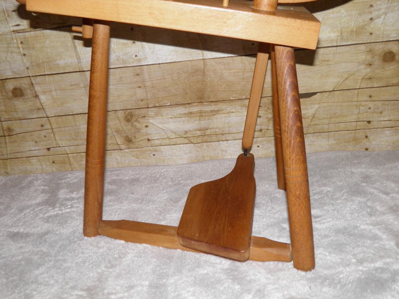 Vintage Westbury Large Beechwood Saxony Spinning Wheel - Single Foot ...