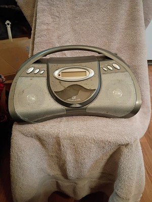 2010 GPX Portable CD Player Boombox with AM/FM Radio - Gray BCD2306DP ...