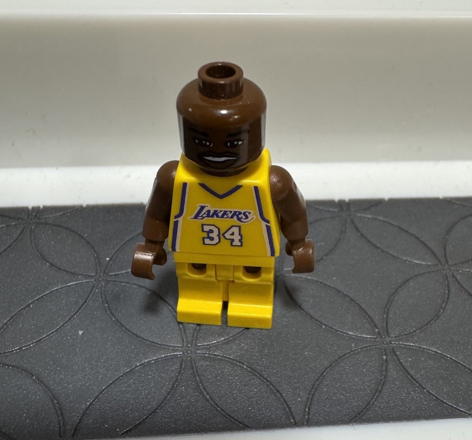 Lego Minifigure Shaquille O’Neal Lakers Number 34 | eBay