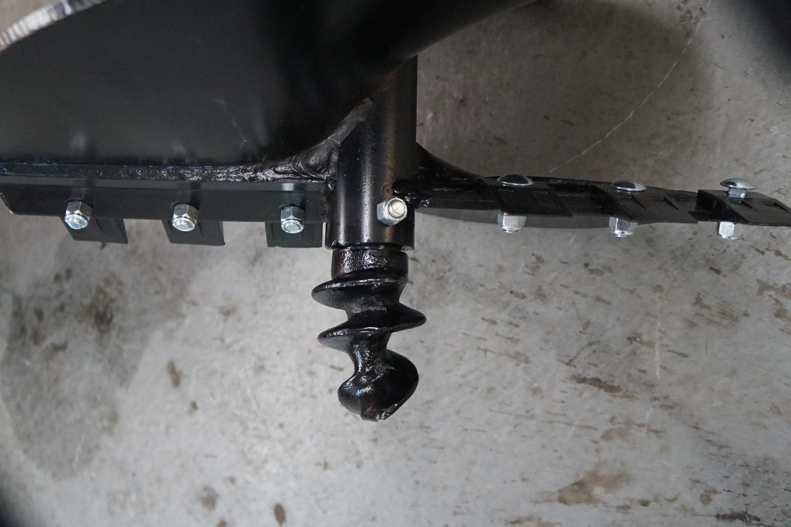 24" Auger Bit. , Heavy Duty 24" Diameter for 2" round gear box shafts ...