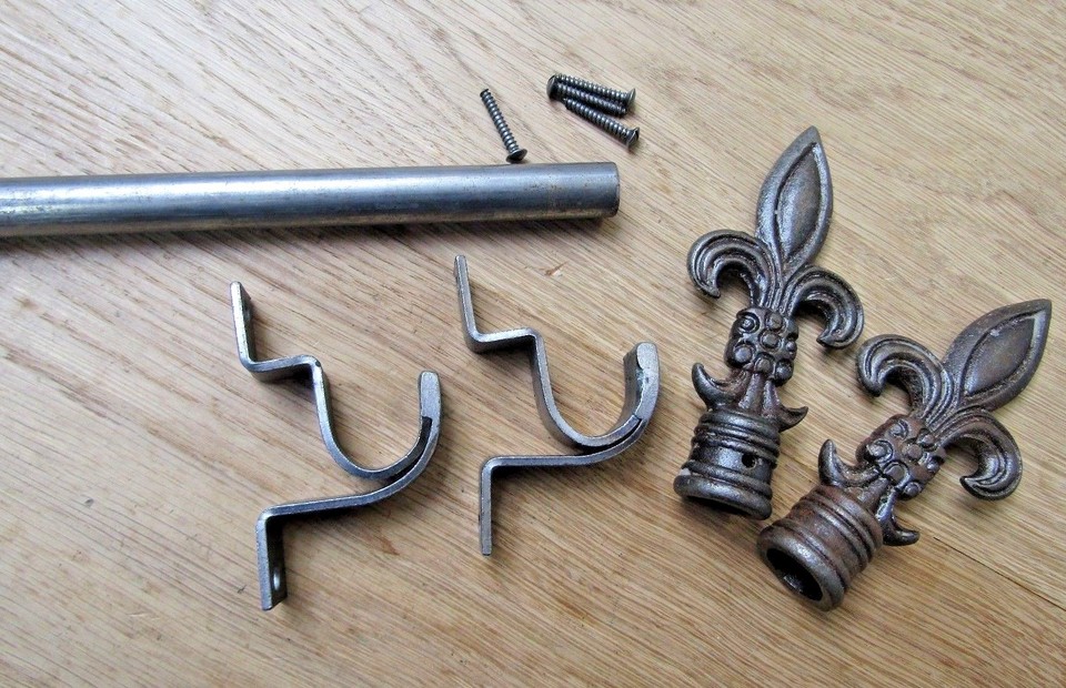 TAPESTRY HANGING ROD Old Rustic antique Style Curtain picture wall ...