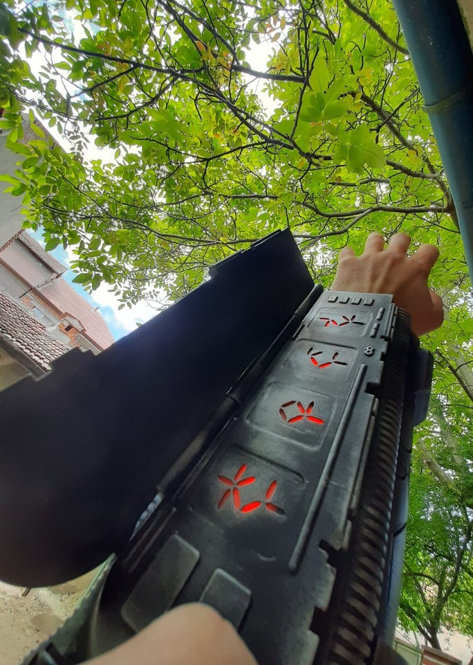 Predator Computer Gauntlet Bomb gauntlet forearm cosplay with leds or ...