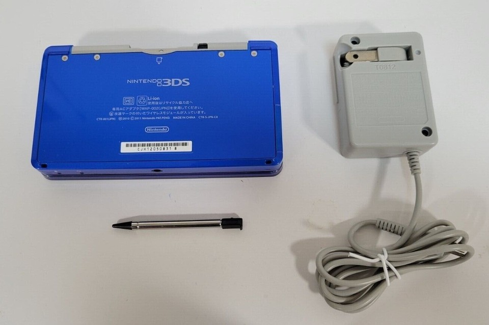 Original Nintendo 3DS USA Seller Charger 4GB SD card and Stylus | eBay