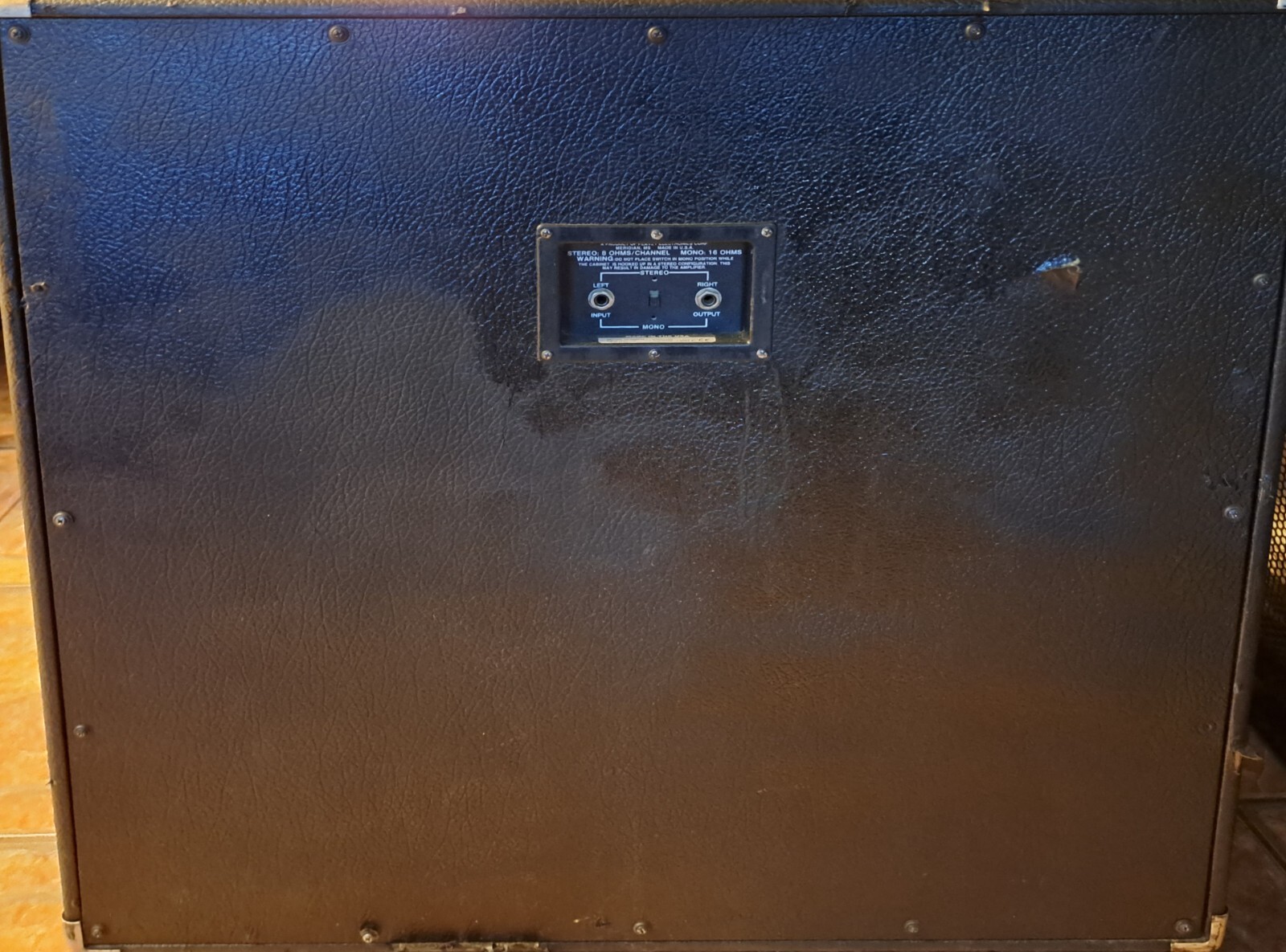 Peavey Triple X Guitar Cab 4X12, Black w/ off Chrome, scuffed up, great ...