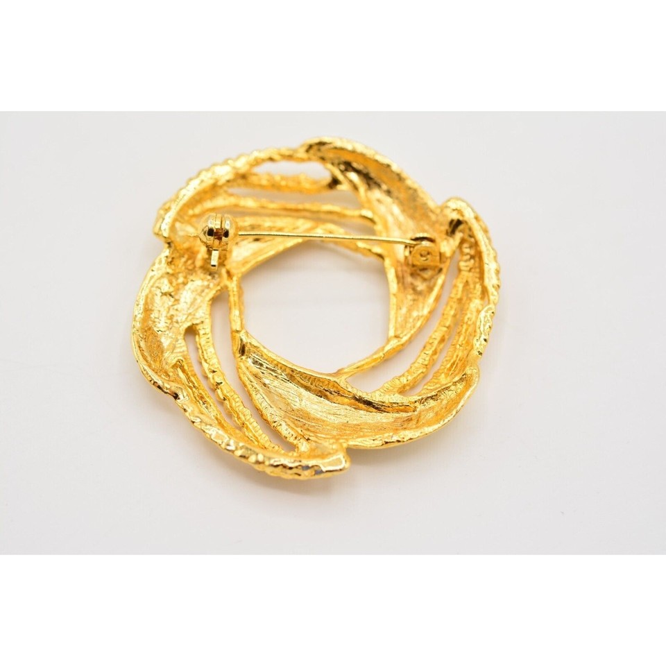 Vintage Round Pin Brooch Wreath Shiny Yellow Gold Tone Chunky Retro ...