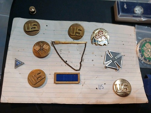 Vintage US Military Army Pins, Button, Metals Lot Of (13) | eBay