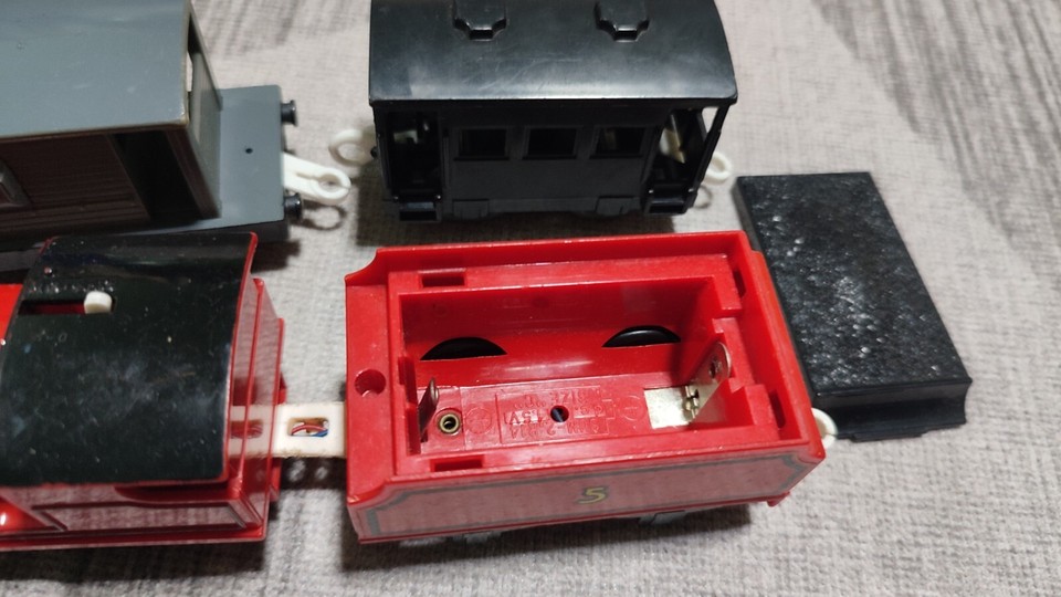 Thomas and Friends classic James complete set Tomy Trackmaster ...