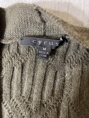 Cyrus Olive Green Long Sleeved Cardigan Sweater Size Med St Patrick’s ...