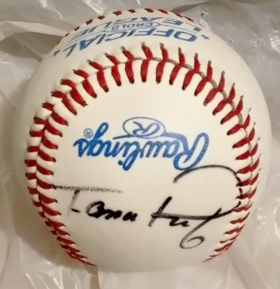 *SIGNED MYSTERY BASEBALL* I Can't Make Out This Autograph (MLB? College ...