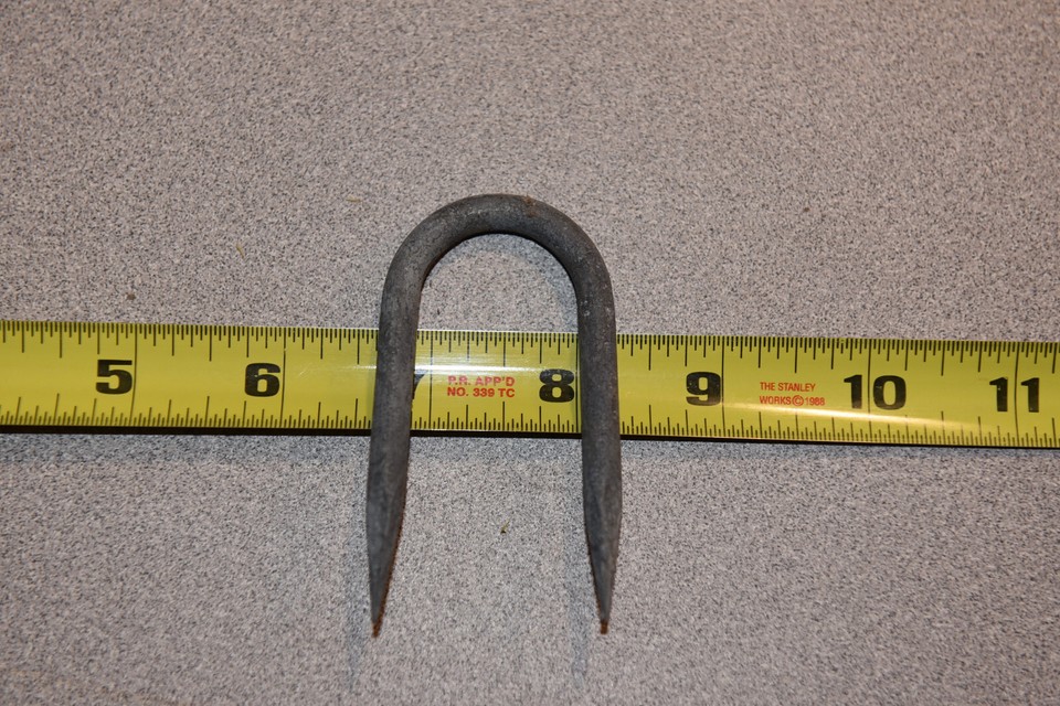 Lot of (50) Electrical Utility Staples, Galvanized Steel - Ground Wire ...