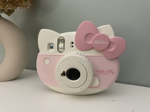 Fujifilm Hello Kitty Instax Mini Camera Kit Cheki Pink Japan Sanrio | eBay