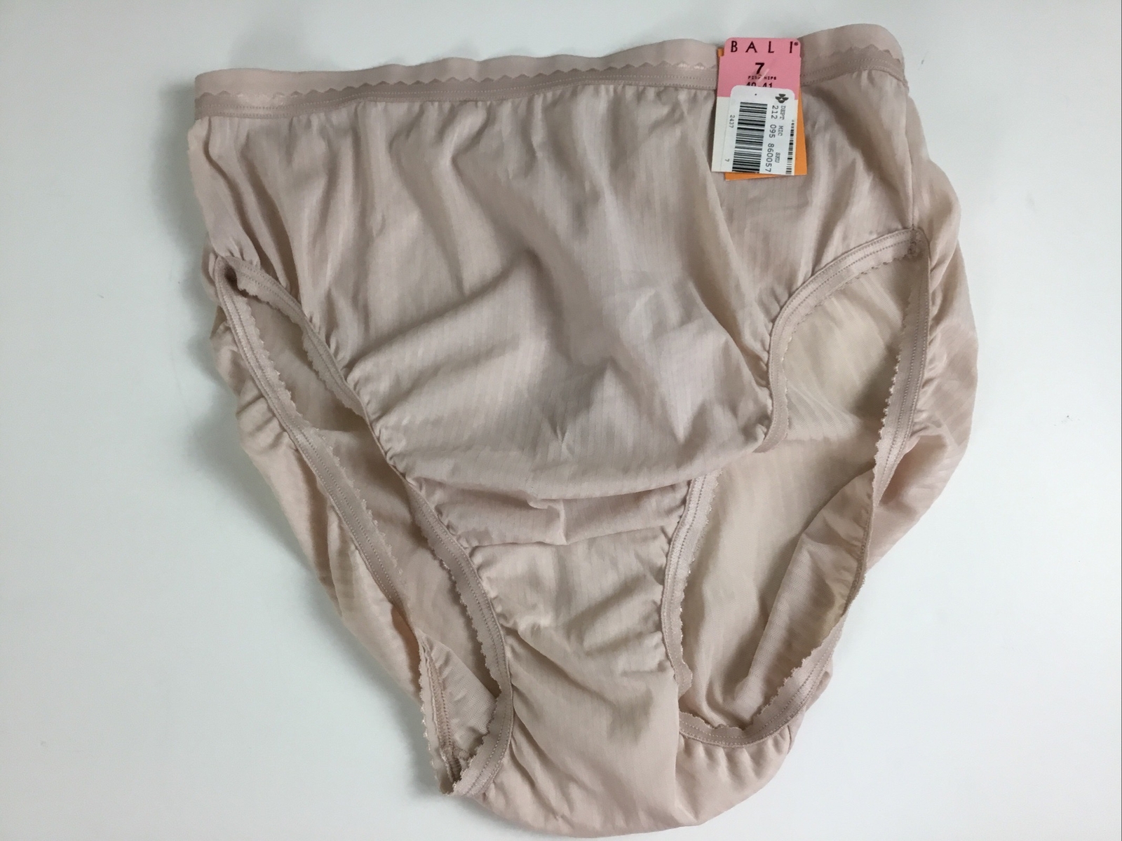 Vintage BALI Sassy Skamp Panties Stretch Hikini Size … - Gem
