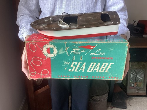 Vintage Fleet Line The Sea Babe battery-powered toy boat w/original box ...