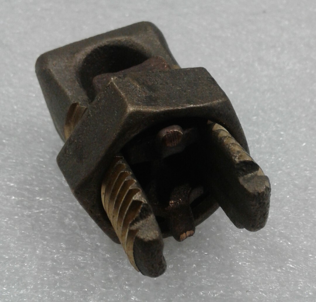KS29 BURNDY 250 MCM SPLIT BOLT CONNECTOR NEW | eBay