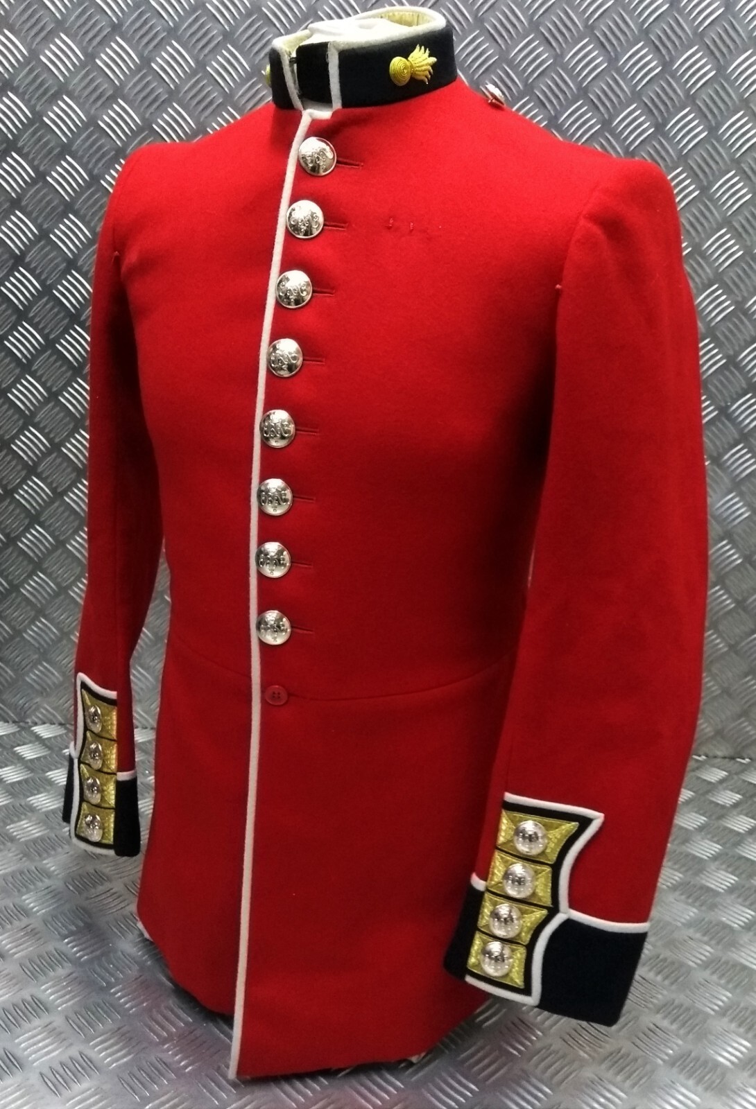 Grenadier Guards CQMS & SGTS Red Jacket Tunic Foot Guards British Army ...